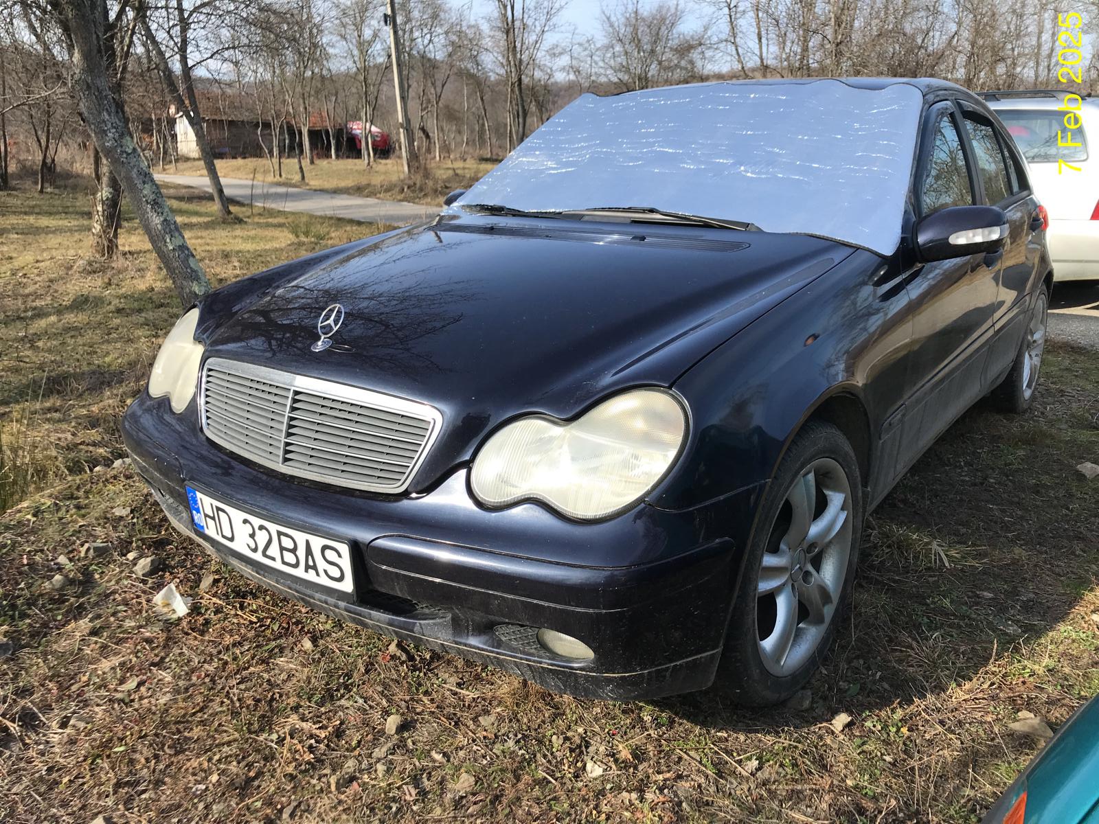 Autoturism marca Mercedes-Benz model 203-R00DF0 culoare ALBASTRU