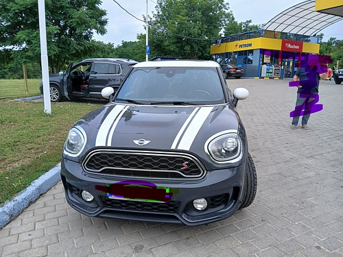 Autoturism marca MINI COOPER model SD ALL 4FMX CA2500L0 culoare gri alb