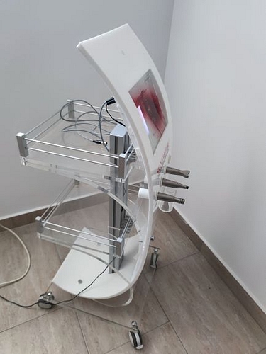 Aparat tratamente faciale DERMIA SKIN
